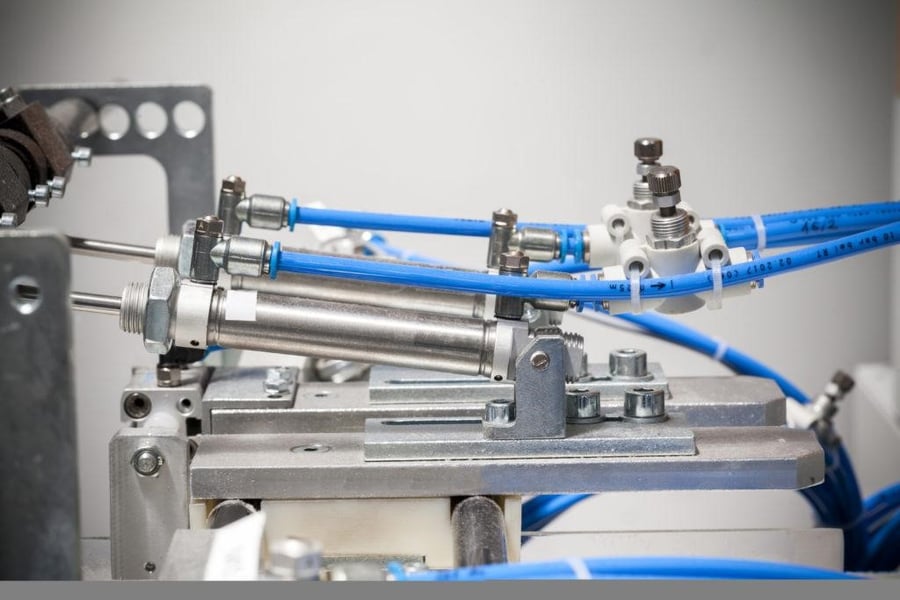 Pneumatic vs Hydraulic Systems: What's the Difference?